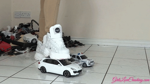 Anastasija 33 - Car Crush Challenge I: GirlsLoveCrushing.com