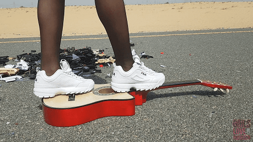 Anastasija 88 - The Crush Feast Part 7/9: GirlsLoveCrushing.com