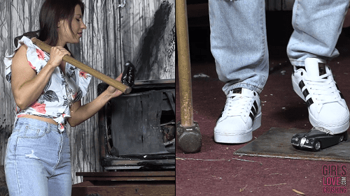 Dark Star 12 - Smashing Model Cars (Close-up): GirlsLoveCrushing.com