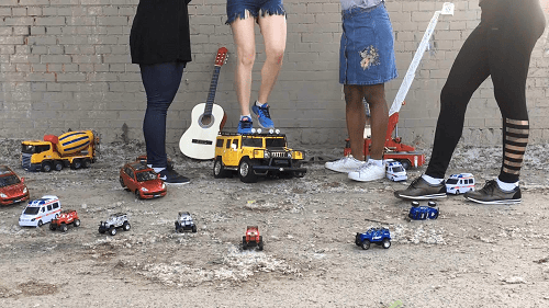 GirlsClub 3 - RC Hummer Crush: GirlsLoveCrushing.com